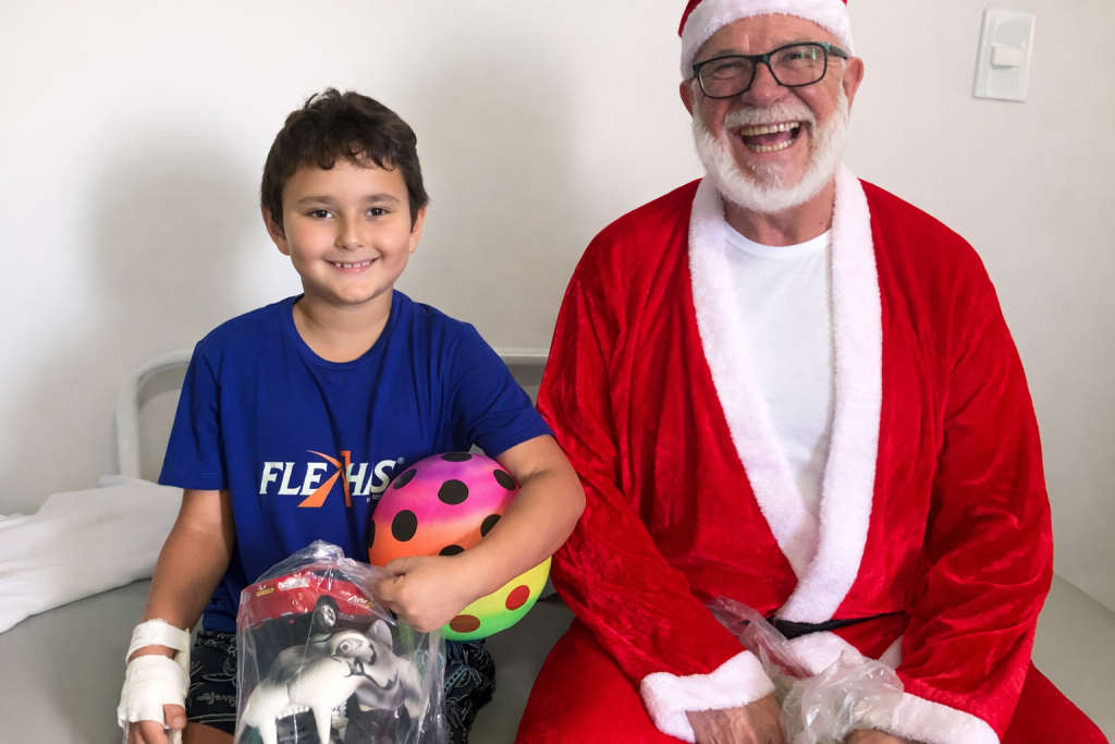 Voluntário leva alegria e esperança às crianças internadas em ação ...